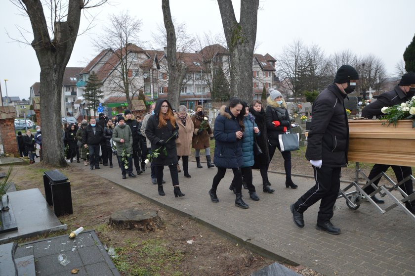 Bytów. Pogrzeb zamordowanej w Gdańsku Joany. Dziewczyna zginęła przez chłopaka