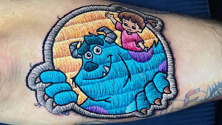 Zobaczcie niesamowite tatuaże wyglądające jak naszywki - Styl życia