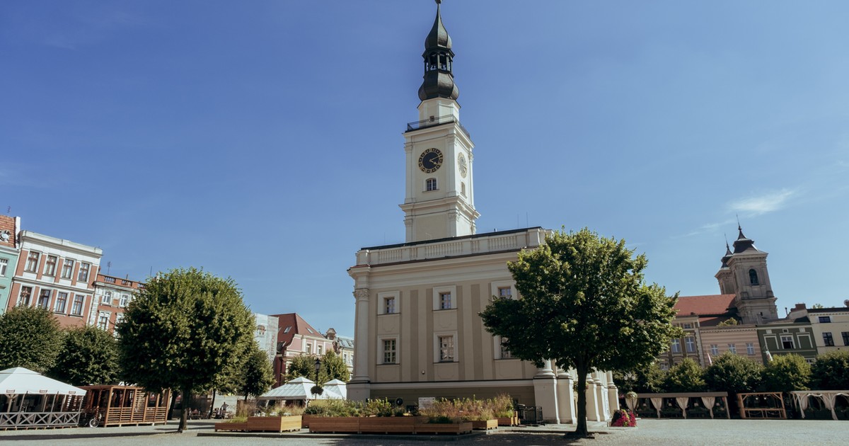 Prezydent Leszna zdecydował. Wigilia wolna od pracy już w tym roku - Kobieta