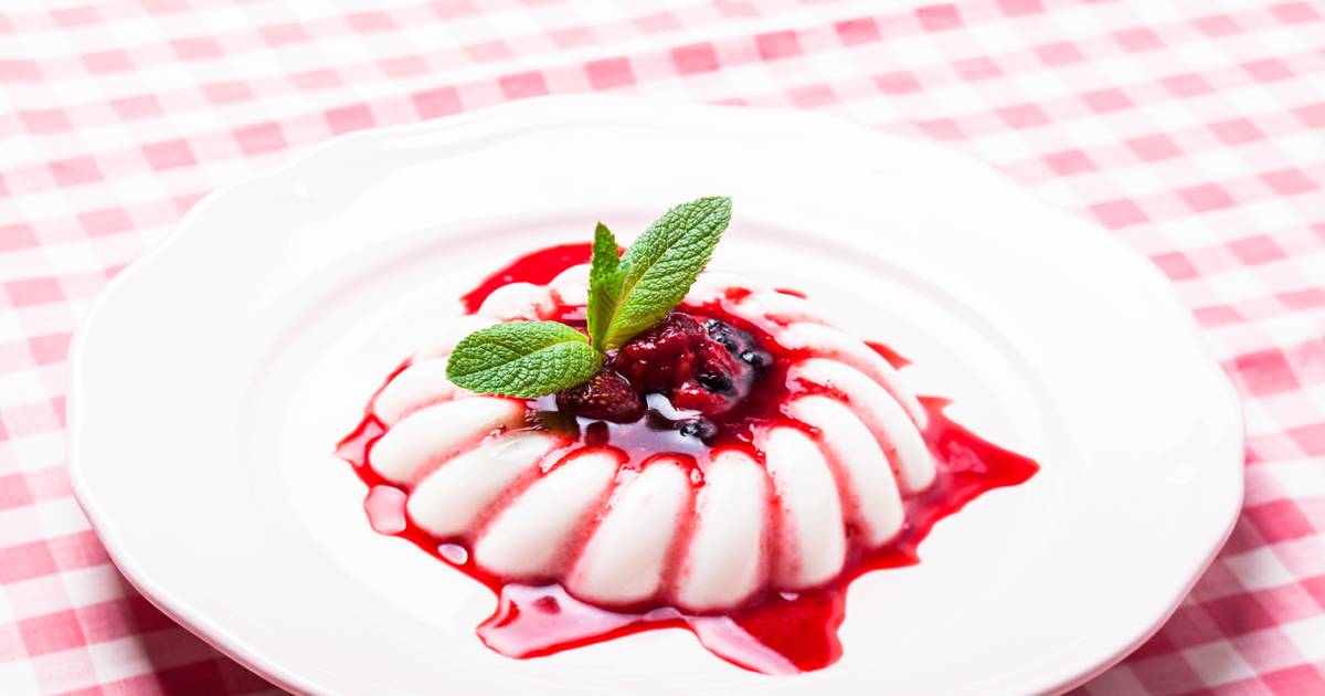 Syrop z malin: przepis TRADYCYJNY i BEZ GOTOWANIA | Ofeminin