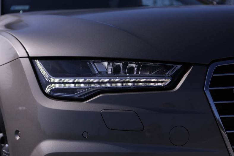 Reflektory Matrix LED w Audi A7 – test