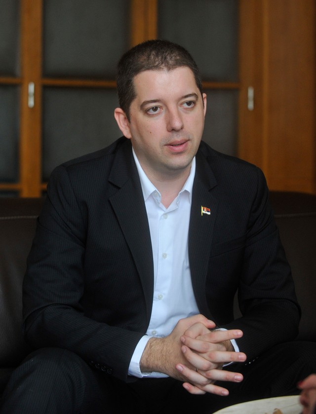 Marko Đurić i Kancelarija za KiM troše milion dinara na društvene mreže