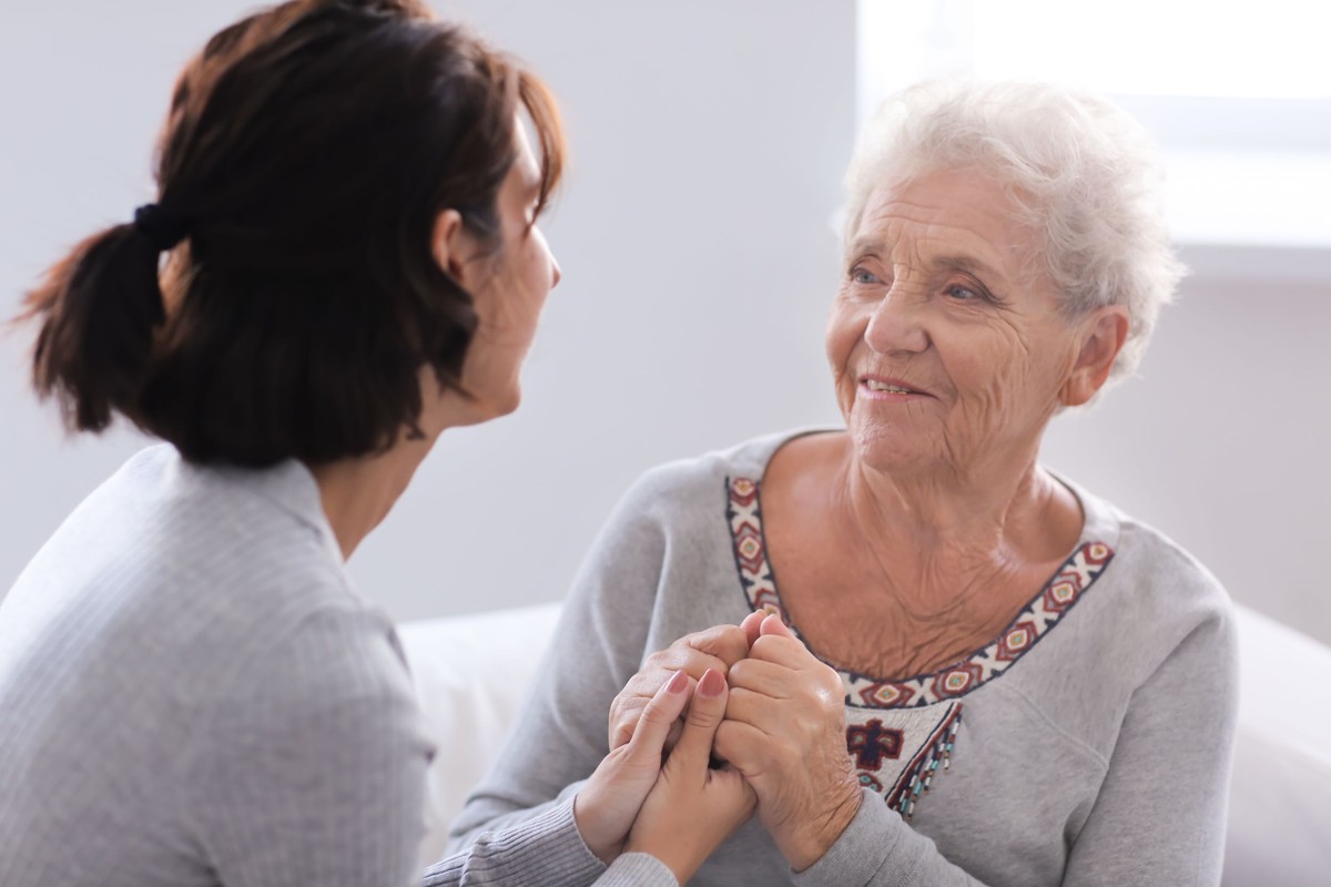 Ezt a 3 egyszerű szabályt tartsa be, hogy könnyebben szót értsen demens ...