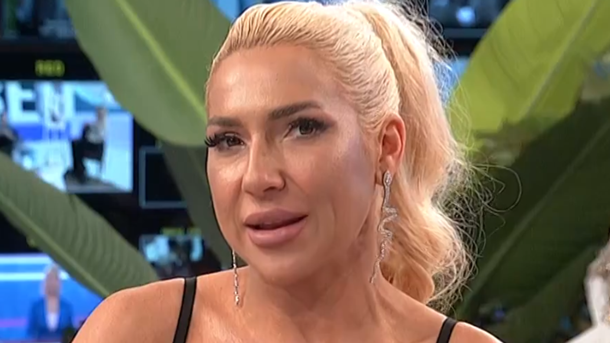 Jovana Jeremić se u Jutarnjem obratila Željku Mitroviću: "Od njega je i kazna med" - Blic