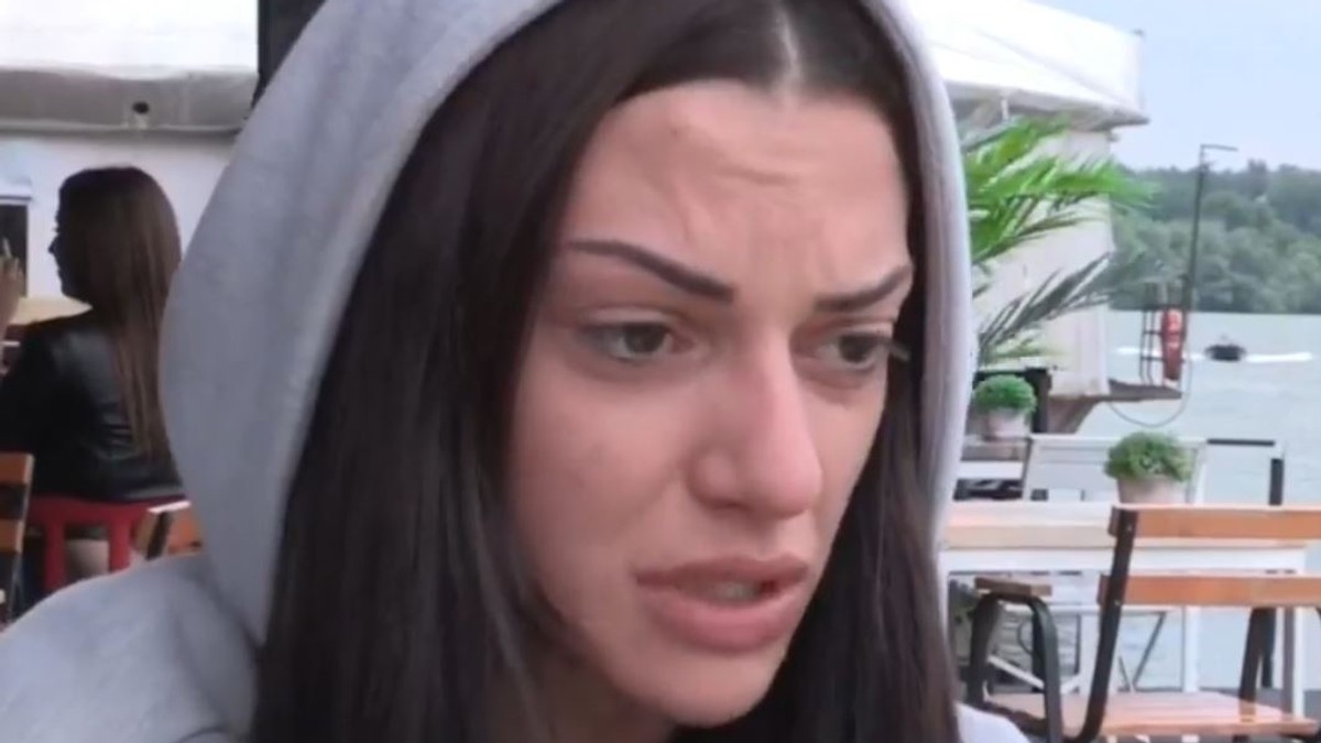 Tara Simov otkrila jezive detalje svoje prošlosti: "Nisam imala šta da jedem" - Blic