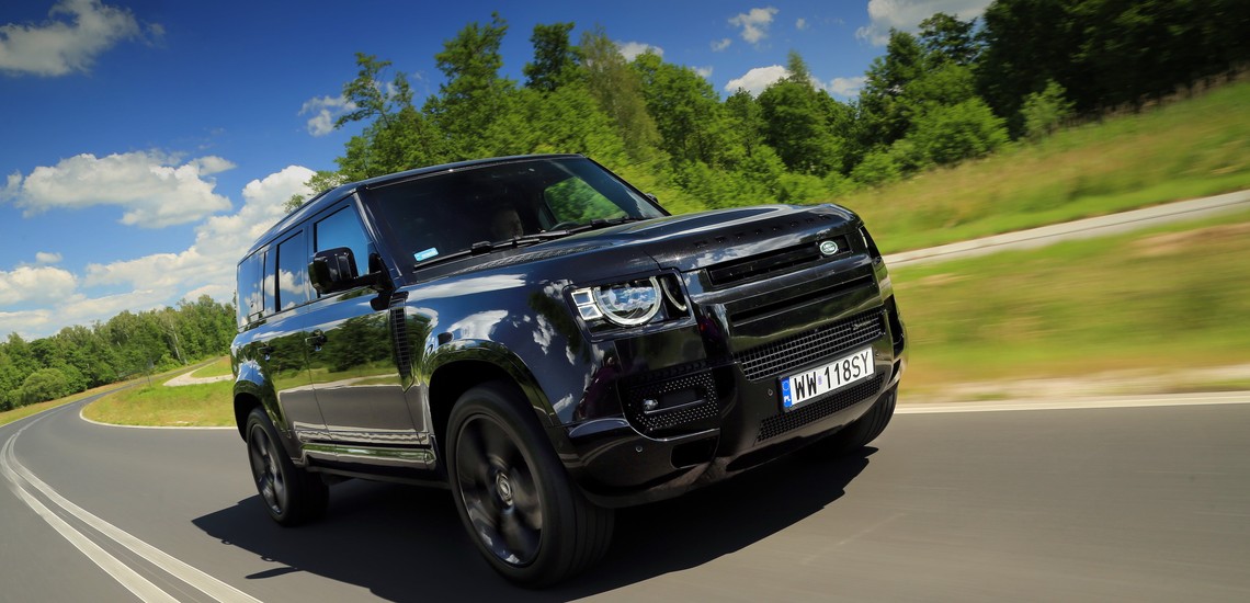 LAND ROVER Defender L663 110 X-Dynamic HSE 2.0 301KM 221KW [1997cm3 ...