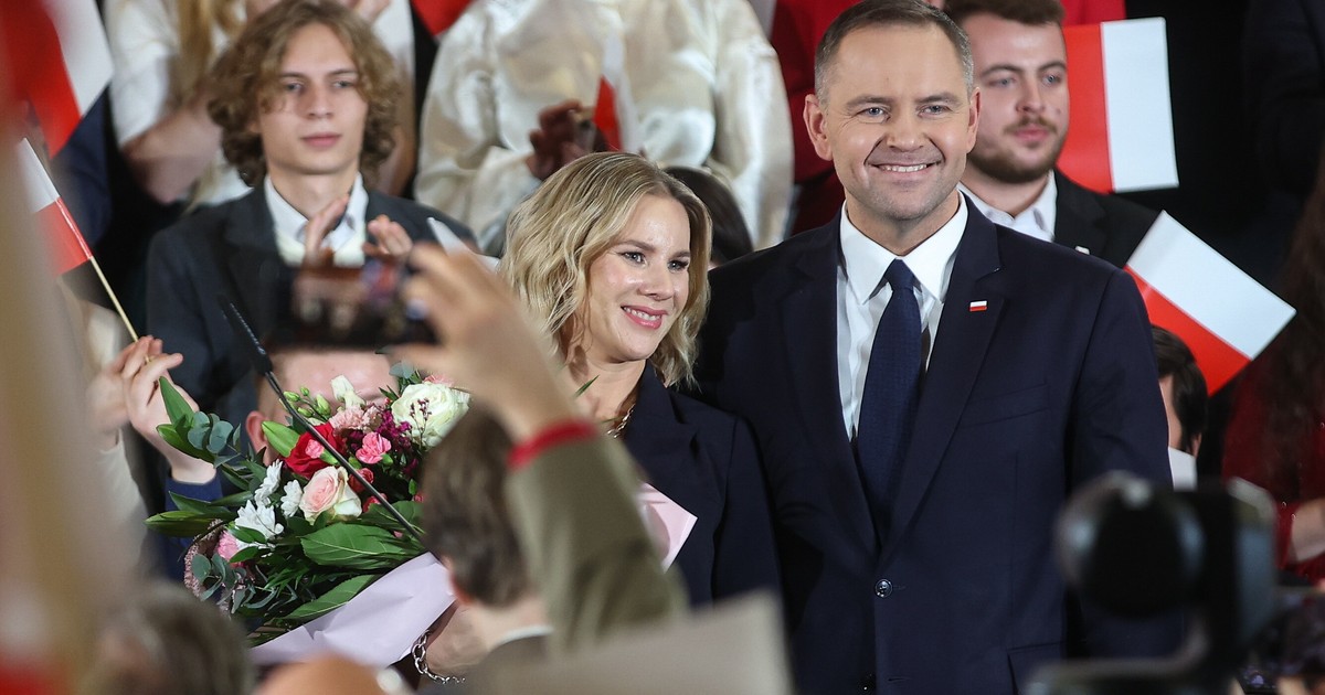 Paniczny ruch w sztabie Karola Nawrockiego? "On jest teraz w trudnej sytuacji" - Wiadomości