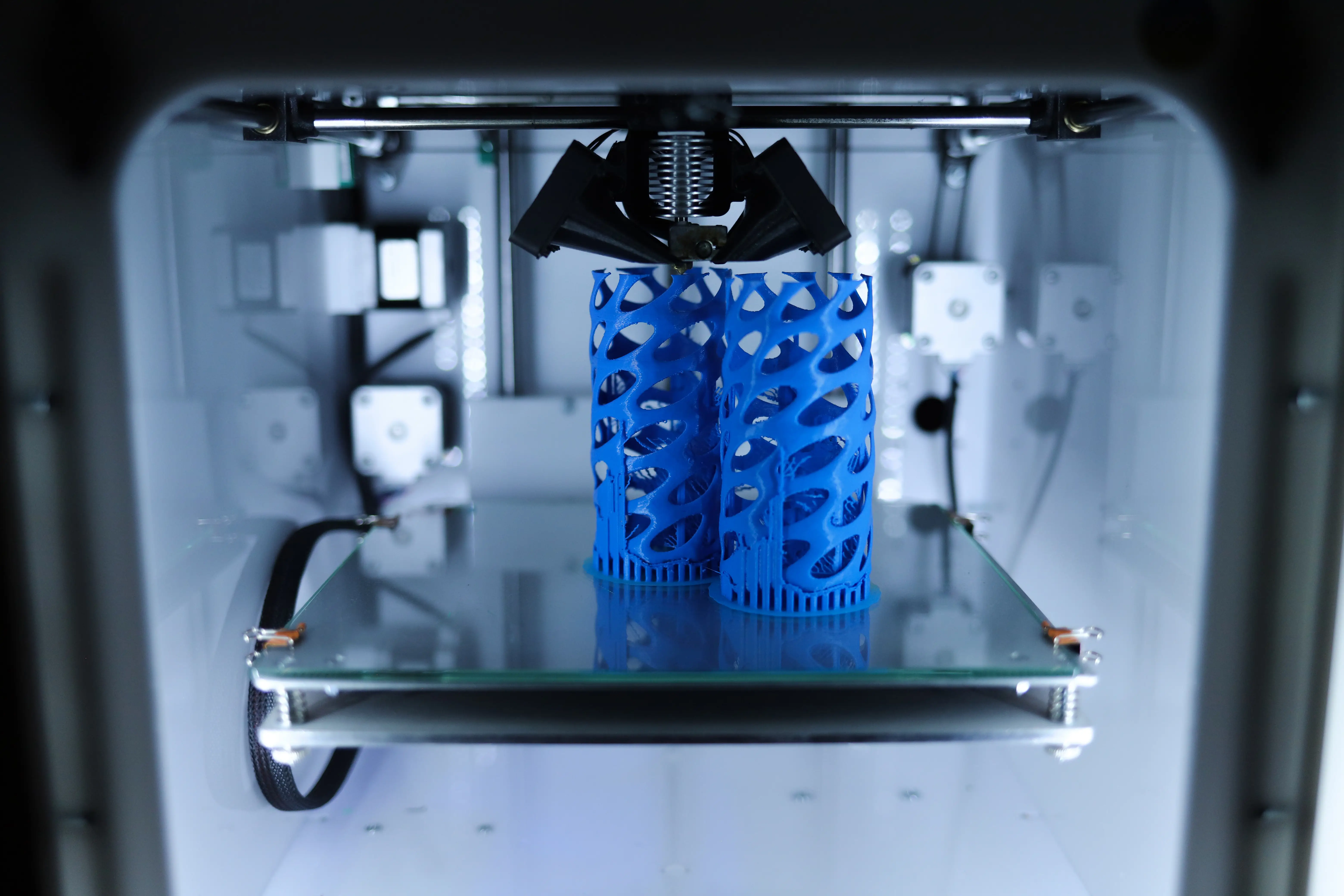 Die beliebtesten 3D-Drucker bis 300 Euro: Günstig, genau & zuverlässig ...