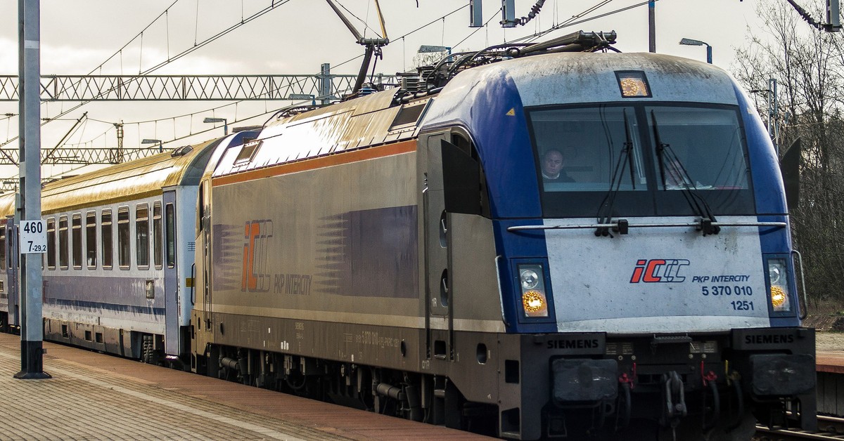 PKP Intercity zmodernizuje 20 lokomotyw za 200 mln zł. Maszyny będą osiągały prędkość 160 km/h ...