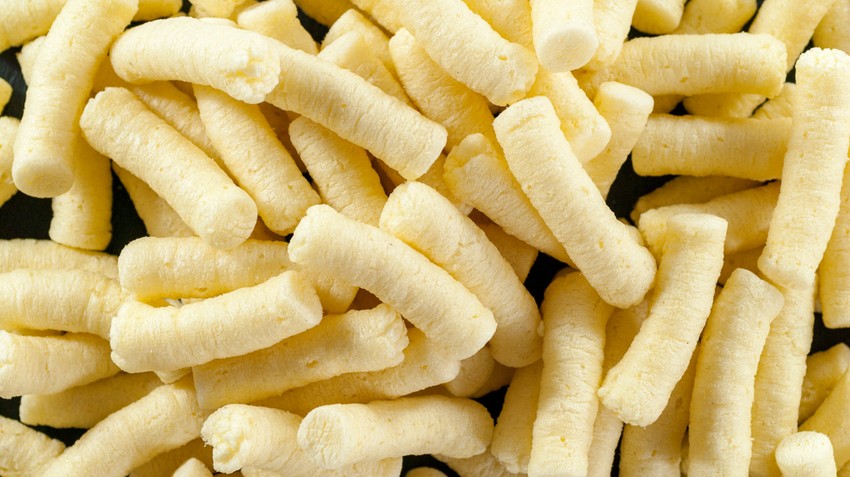 Penészgombát találtak több "pufiban" extrudált kukoricapehely snackben ...