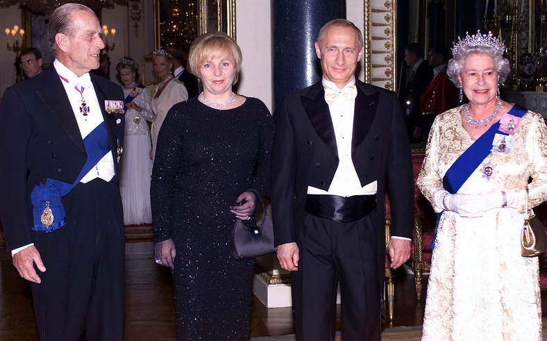 Władimir Putin wymazał żonę z historii Rosji. Ludmiła Aleksandrowna ...