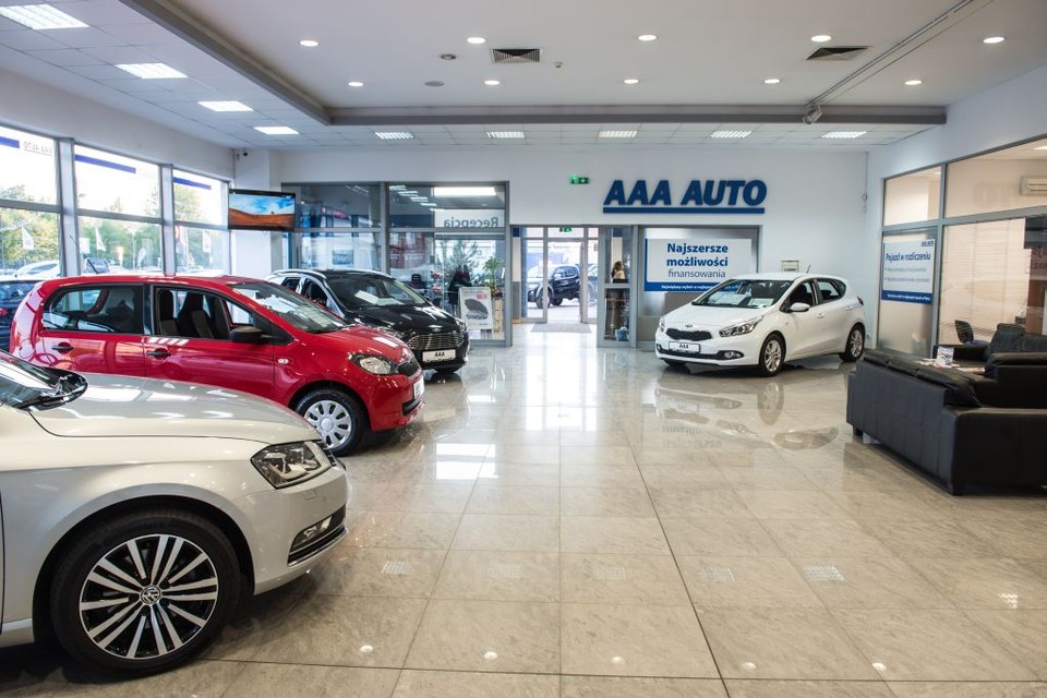 Auta używane: AAA Auto rozwija sieć i daje gwarancję