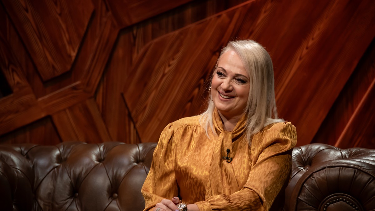 "Kada me je zaprosio pitala sam ga da li je siguran": Pevačica otvoreno o suprugu i neprijatnom ...