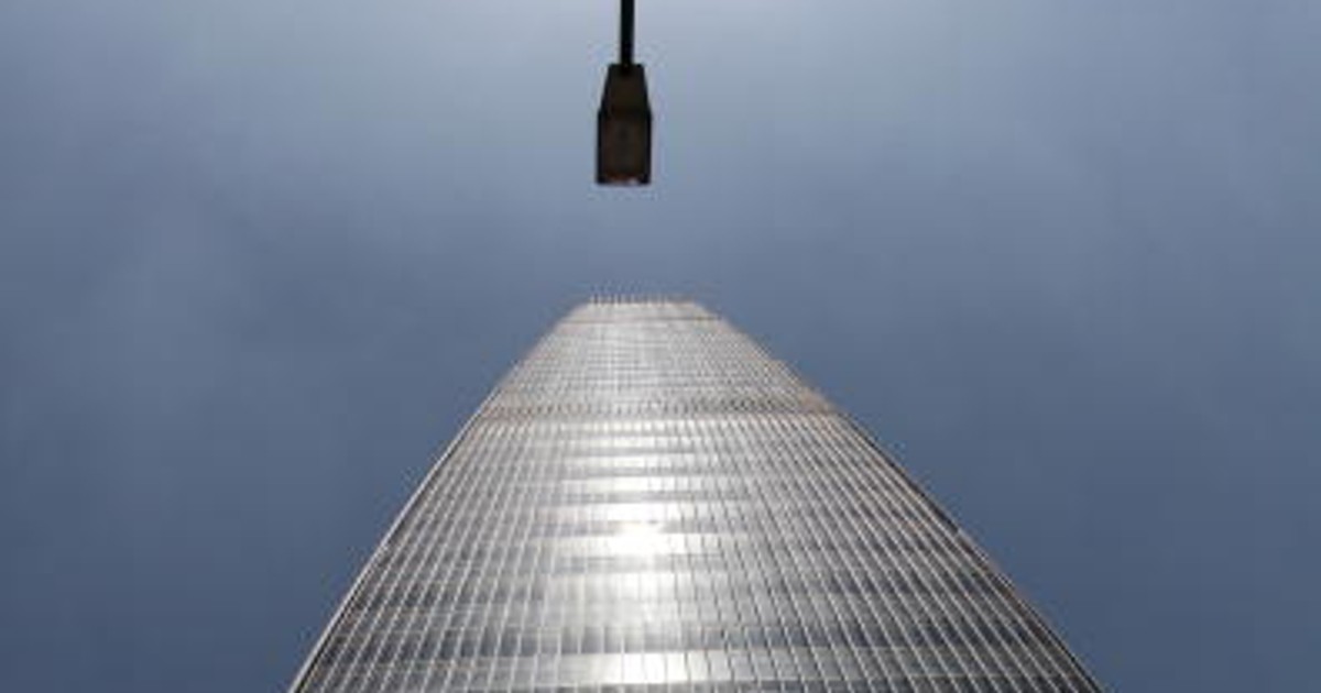 World Trade Center III - 330 metrów nad ziemią - Wiadomości