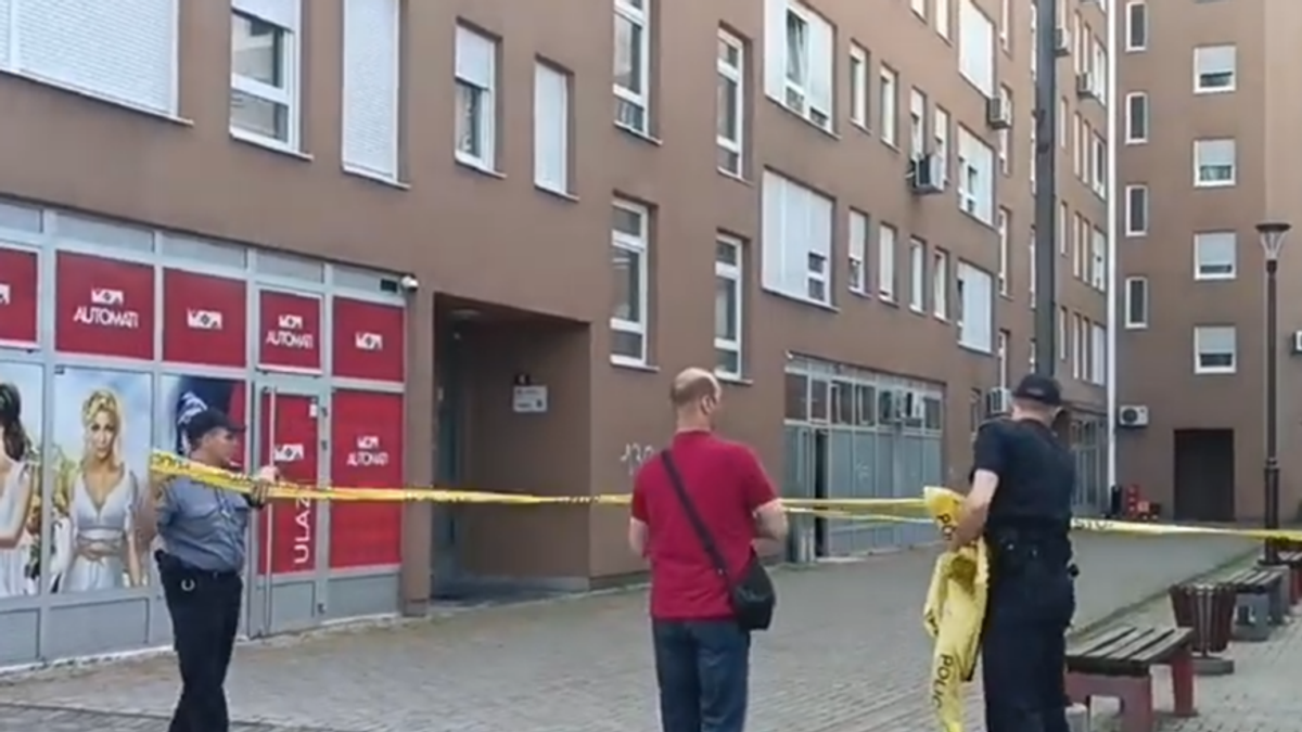 Prve fotografije sa mesta ubistva i samoubistva u Tuzli: Zločin otkriven kada se žena nije ...