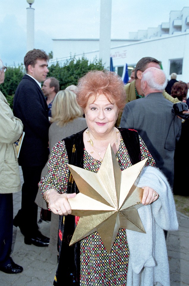 Danuta Rinn - kto to? Kim była? Zdjęcia, mąż, dzieci, rodzina - Plejada.pl