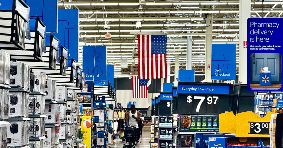 Walmart workers are sharing photos of price hikes of 38% or more — and ...
