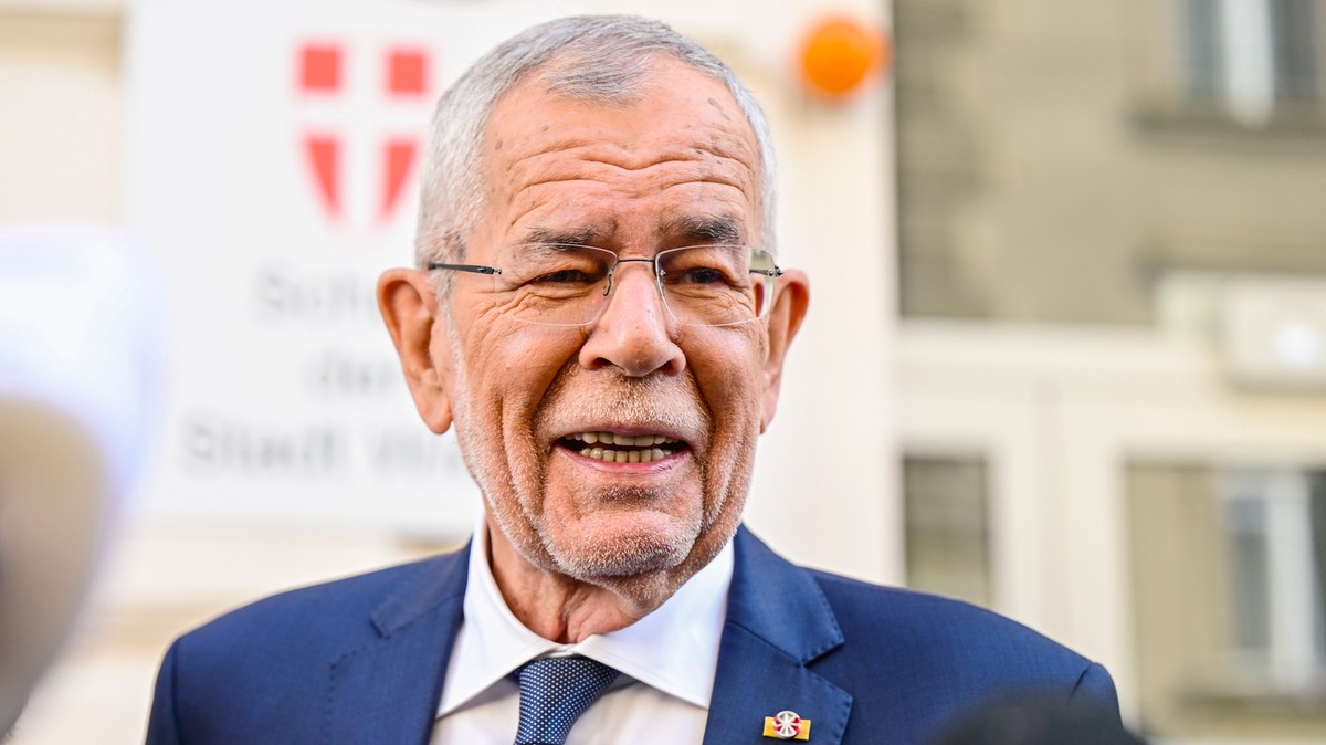 Alexander Van der Bellen újabb hat évre osztrák elnök marad - Blikk
