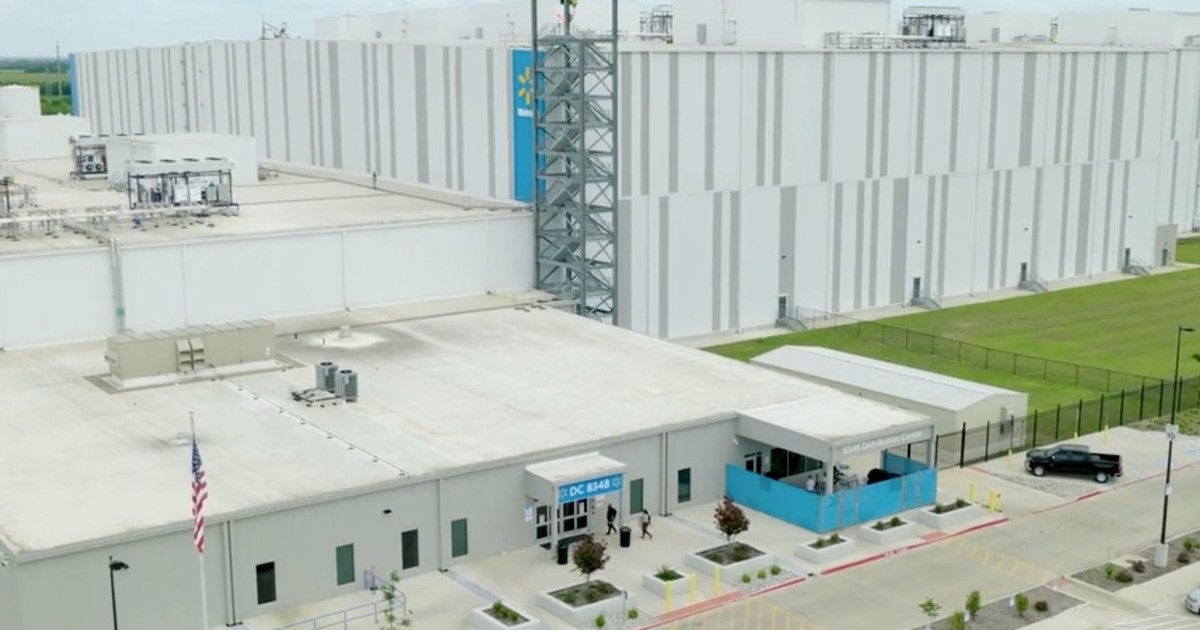 Walmart just showed off its new AI-powered warehouses — take a look ...