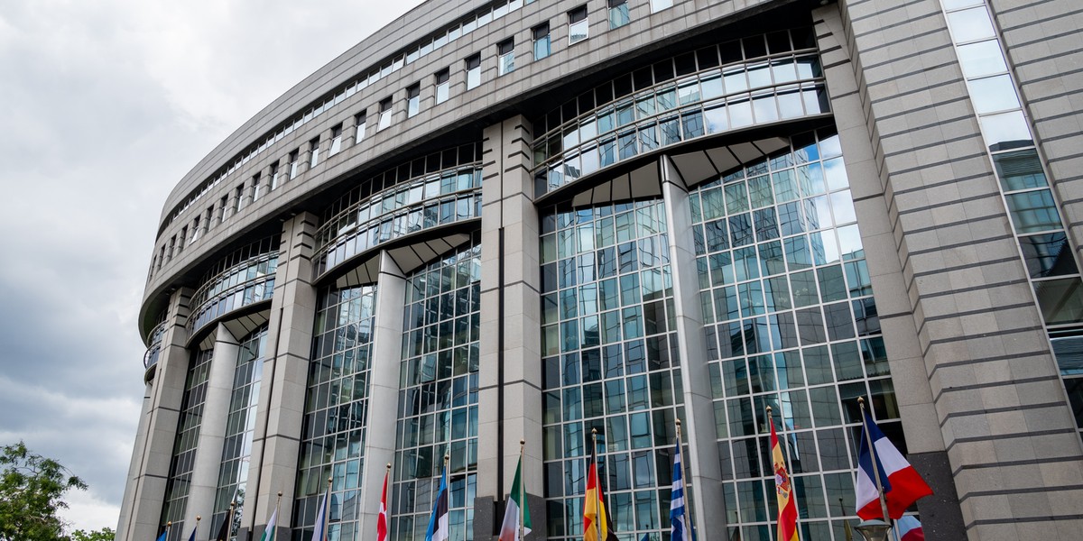 Unijne fundusze i przyszłość Polski. O co walczą nasi europosłowie w ...