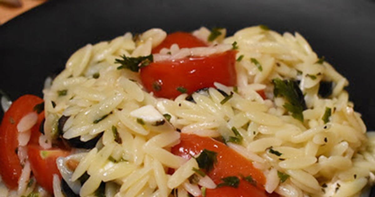 Mediterrán Risoni saláta recept