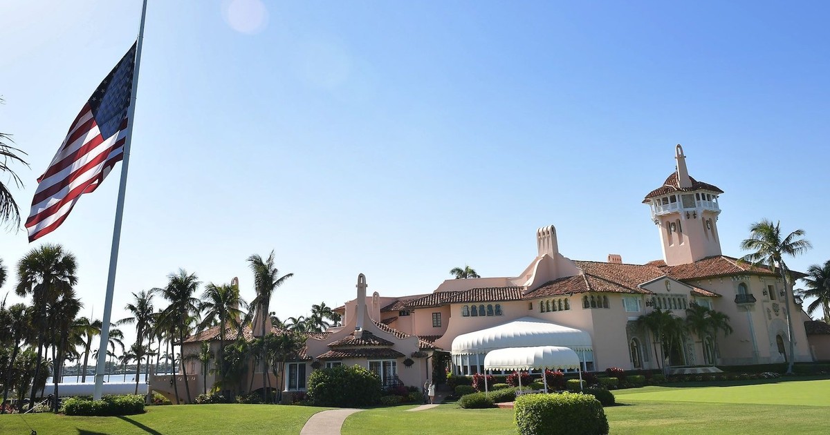 See inside the swanky New Year's Eve party at Mar-a-Lago where Melania ...