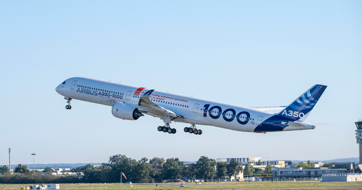 Airbus denkt laut über längeren A350 als Antwort auf die Boeing 777-9 ...