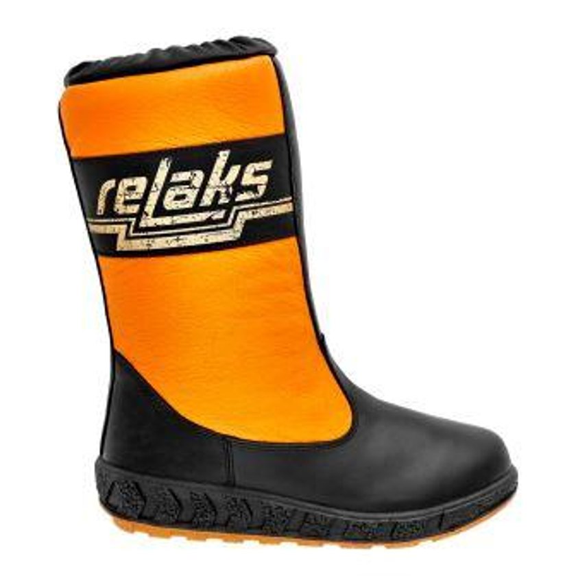 Buty Relaksy popularne w czasach PRL-u wróciły na sklepowe półki