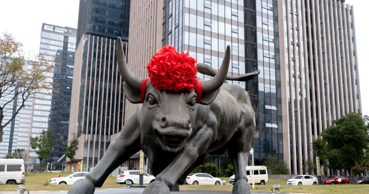 China's stock markets are partying like it's 2008, overwhelming systems ...