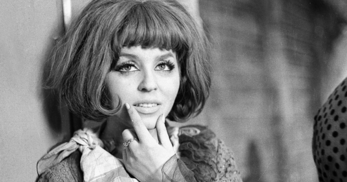 Kim naprawdę była Kalina Jędrusik? Gomułka rozbił na jej widok ...