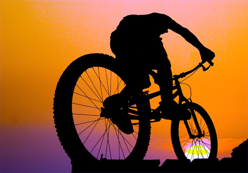 Jak bezpiecznie jeździć na rowerze - Zdrowie