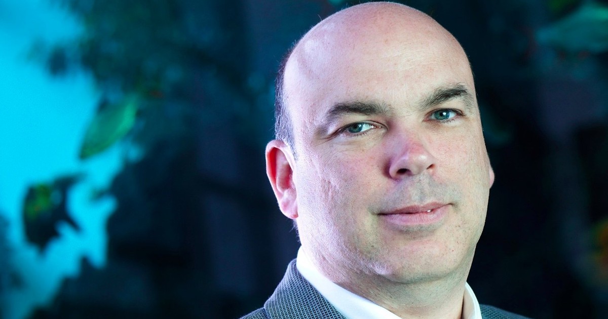 Inside the life of Mike Lynch, who sold his search startup to HP for ...