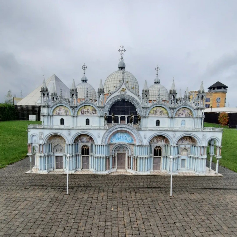Odwiedziłam Park Miniatur. Jedna rzecz zepsuła całą wycieczkę - Kobieta