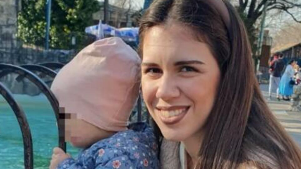 Ćerka poznate Srpkinje rodila dete Egipćaninu, a onda im on tražio 75. ...