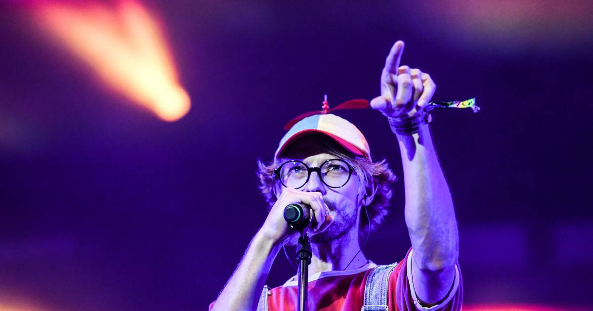 Adi Nowak stanął przed sądem. Raper złożył wyjaśnienia wierszem - Noizz