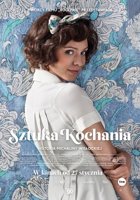 Kwiecista podomka i chustka na głowie. W takim stroju gorszycielka PRL ...