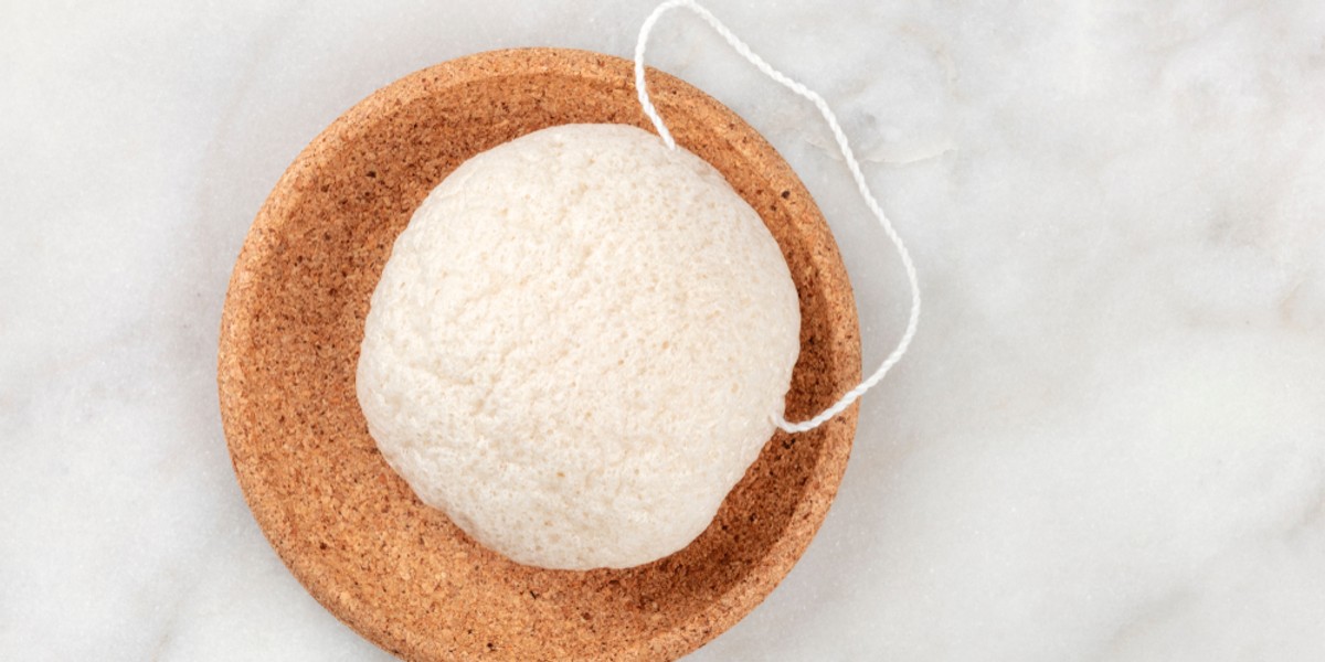 Koreańska gąbka konjac - naturalny sposób na oczyszczanie twarzy - Uroda