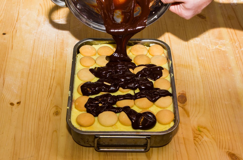 Egyszerű csokis-pudingos sütemény a hétköznapokra - Blikk