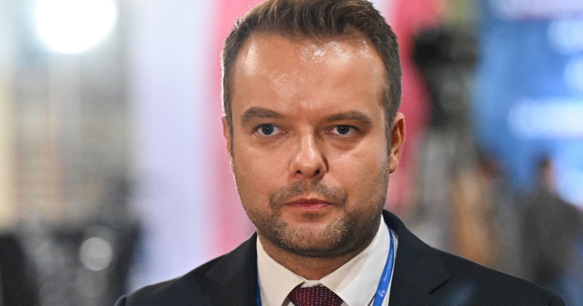 Rzecznik PiSu reaguje na głośny tekst Onetu "Karol Nawrocki i tajemnice ...