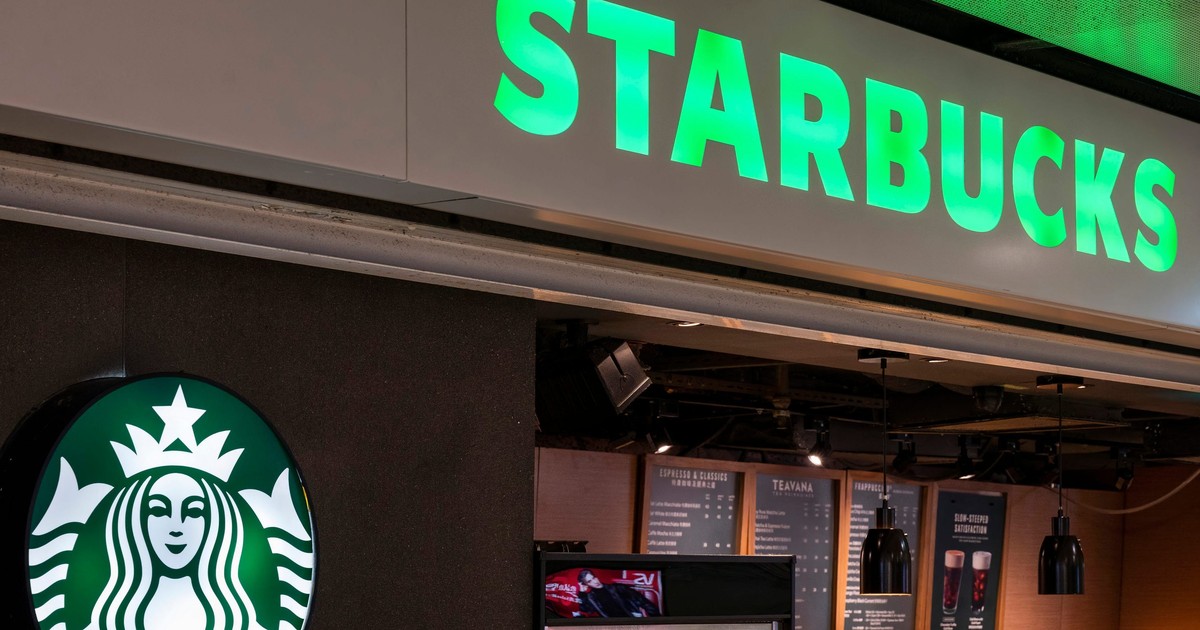 A former Starbucks barista who identifies as non-binary is suing the ...