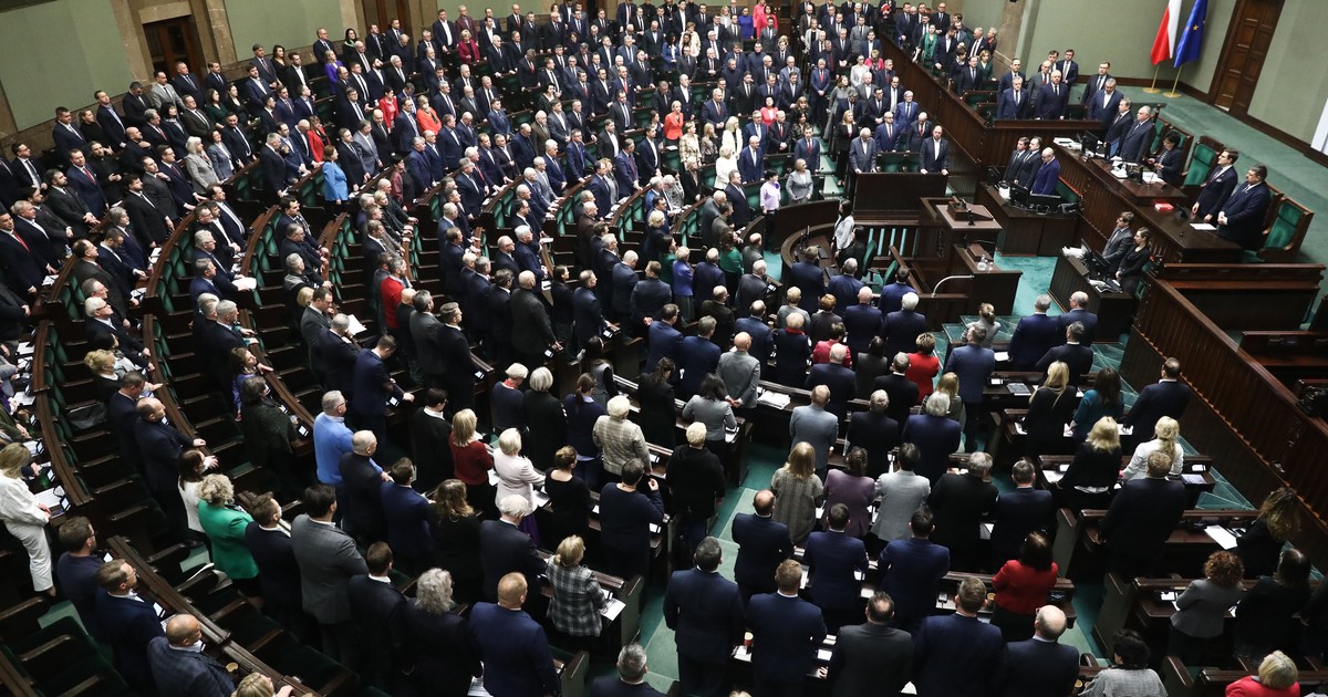 Zmiany w Kodeksie wyborczym. Jest decyzja Sejmu - Wiadomości Zmiany w Kodeksie wyborczym. Jest decyzja Sejmu - Wiadomości
