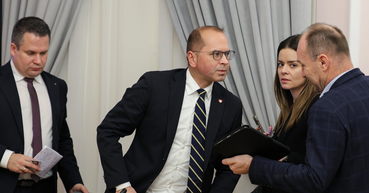Wiemy, kto został przewodniczącym komisji śledczej ds. afery wizowej - Forsal.pl