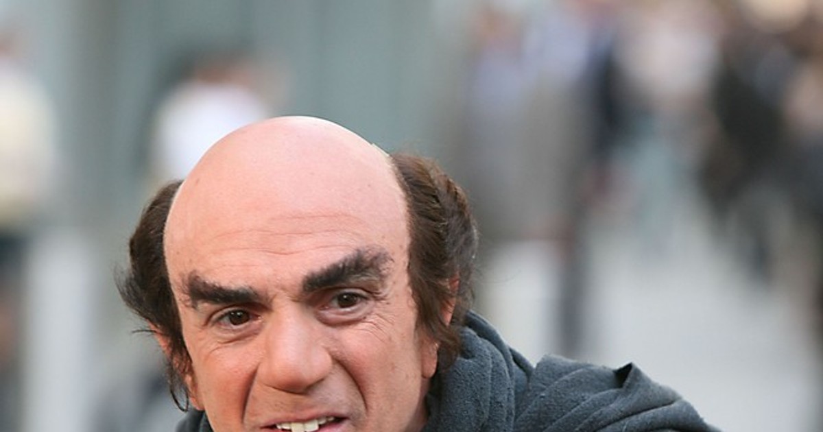 Zobacz jak wygląda Gargamel! - Plejada.pl