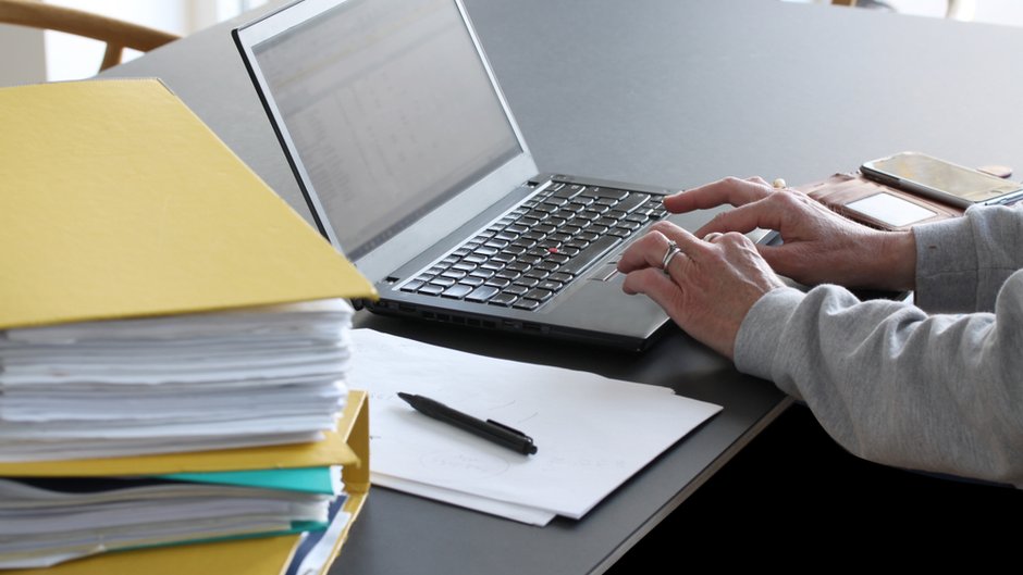 Jak przechowywać dokumenty w domu - Styl życia