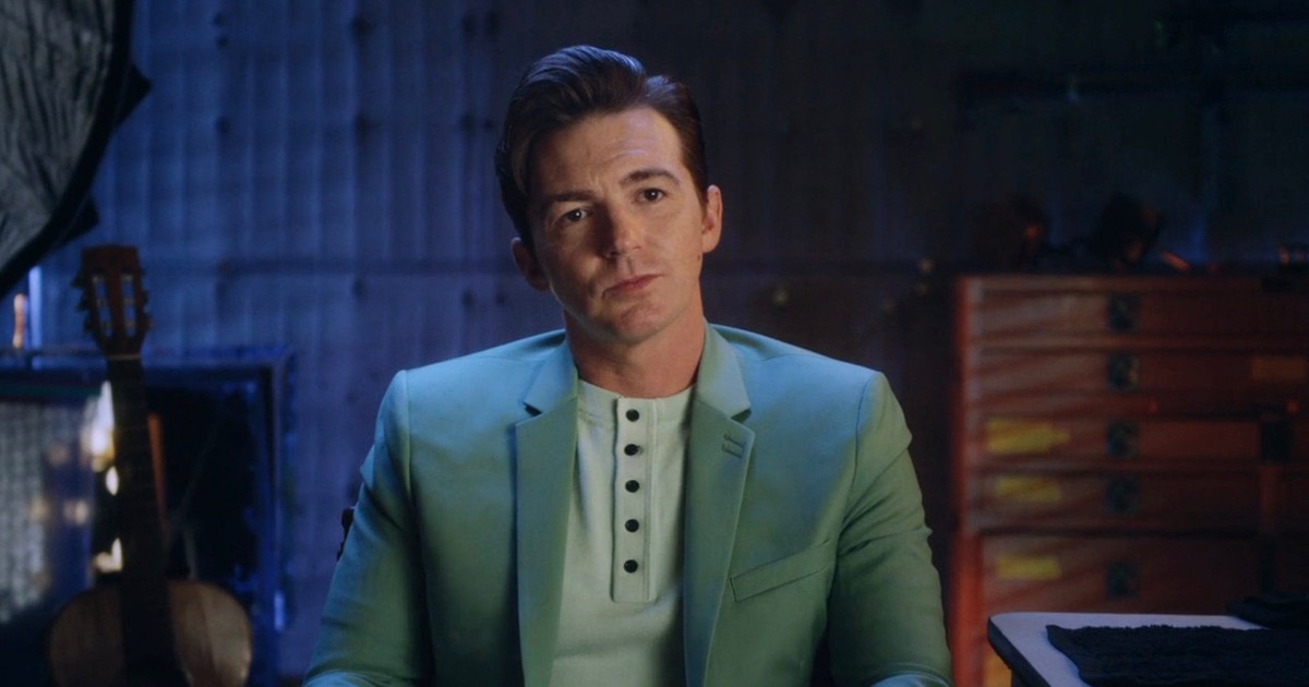 Drake Bell defends his mom after 'Quiet on Set' viewers blame her for ...
