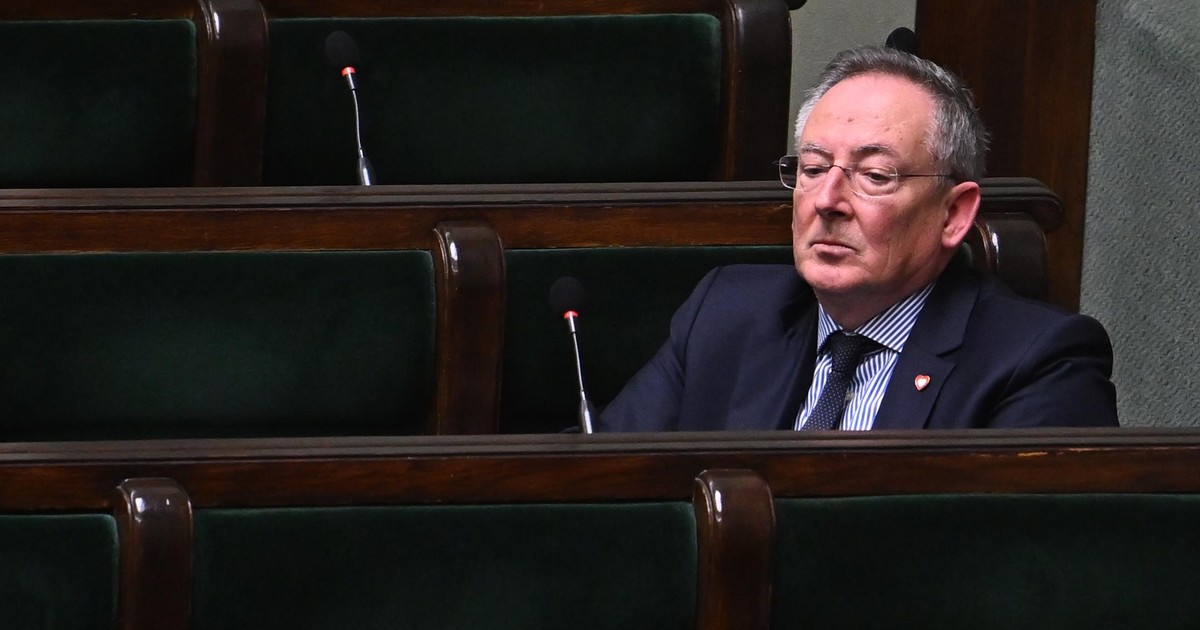 Sienkiewicz się nie zatrzymuje. Oto nowa decyzja ministra w sprawie radia