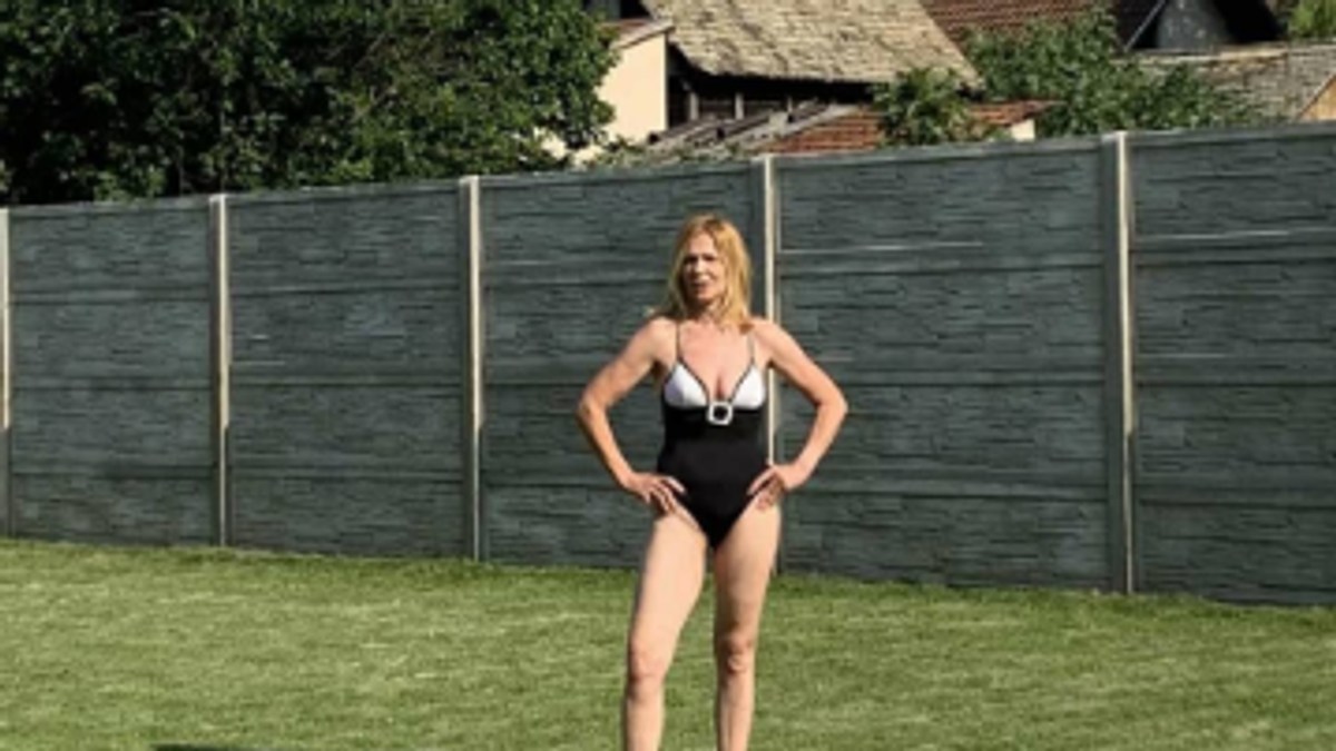 Ovo je kuća Olivere Balašević u kojoj je nekad živela sa Đoletom - tu je i ostala: U dvorištu ...