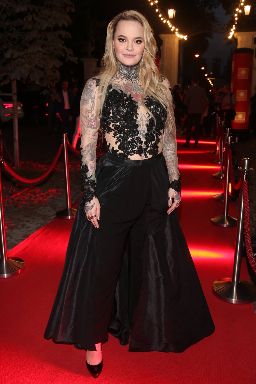 Dzień Matki. Monika Miller pokazała zdjęcie na którym pozuje ze swoją mamą