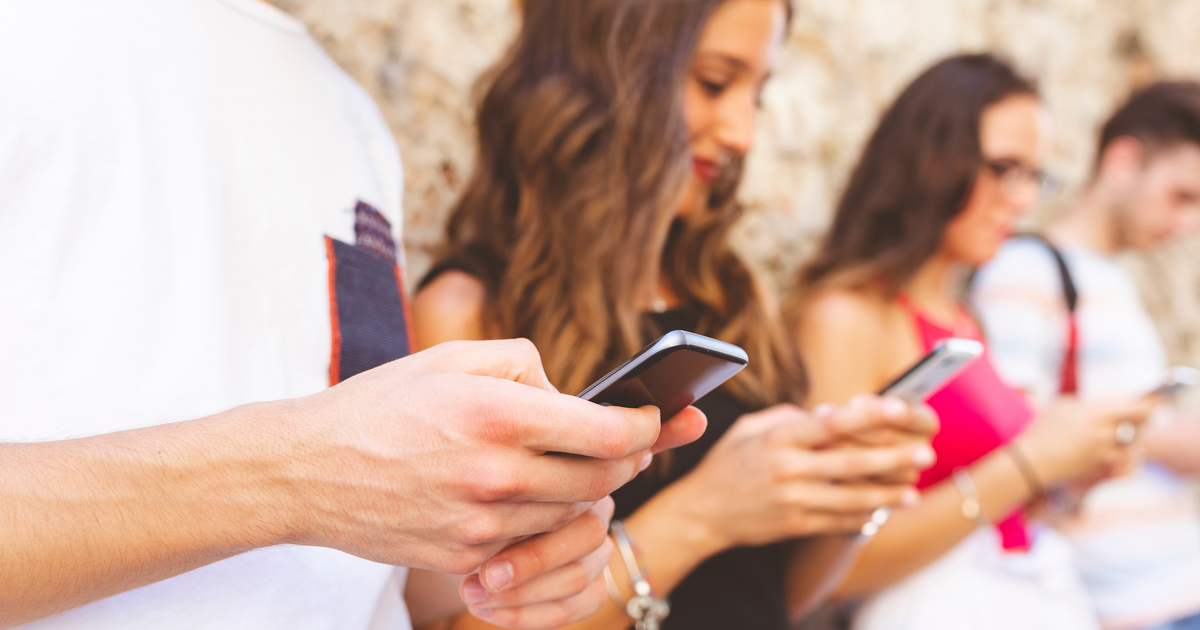 WhatsApp says viral message forwarding is down 70% after it took steps ...