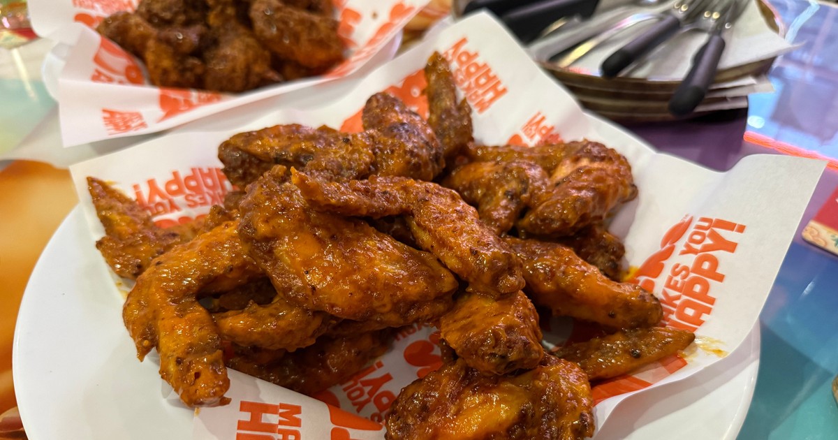 I went to Hooters in the UK. The beer was cold and the wings were ...